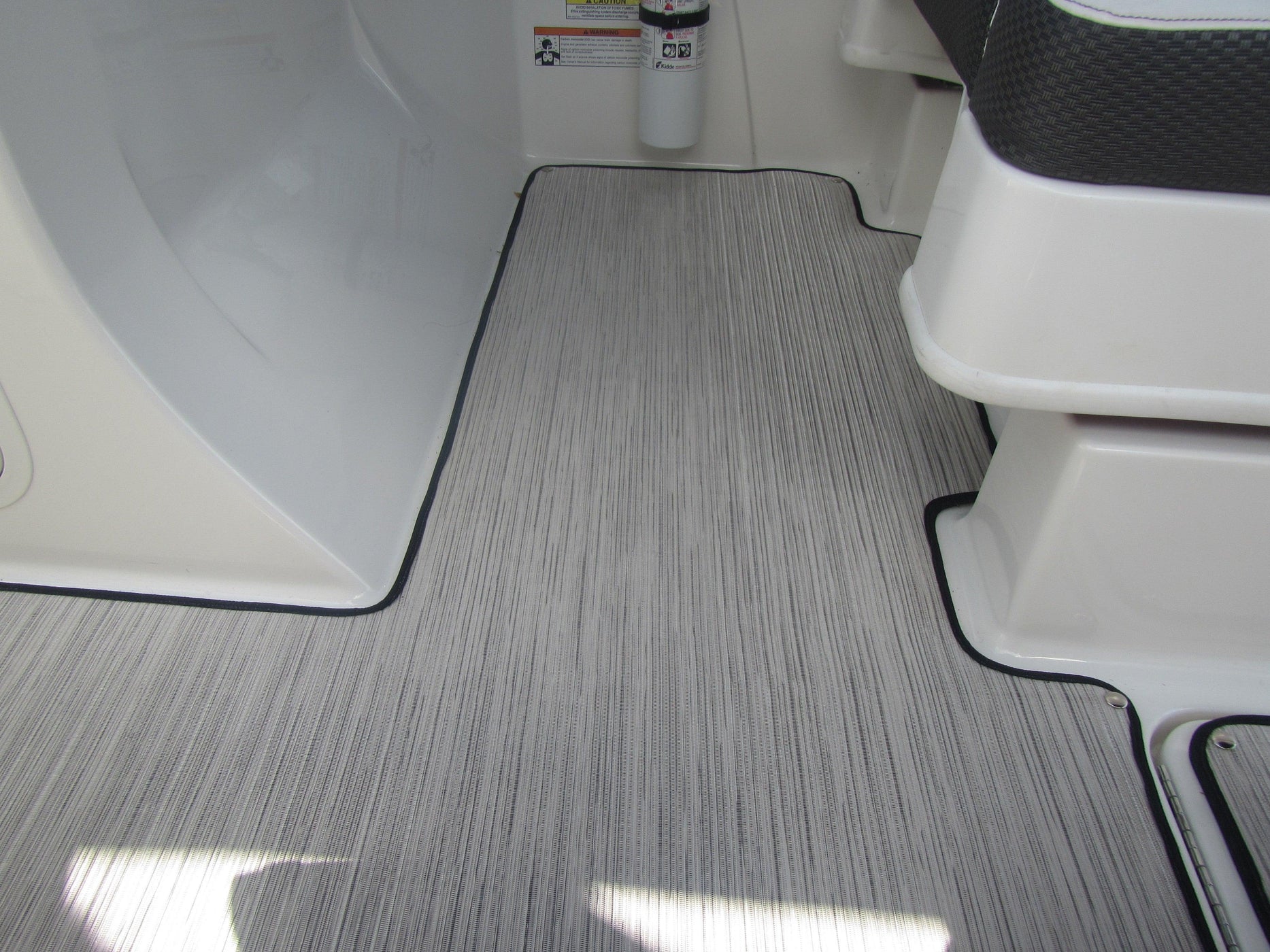 2016 Sea Ray 270 Sundeck Snap in Boat Carpet | Matworks